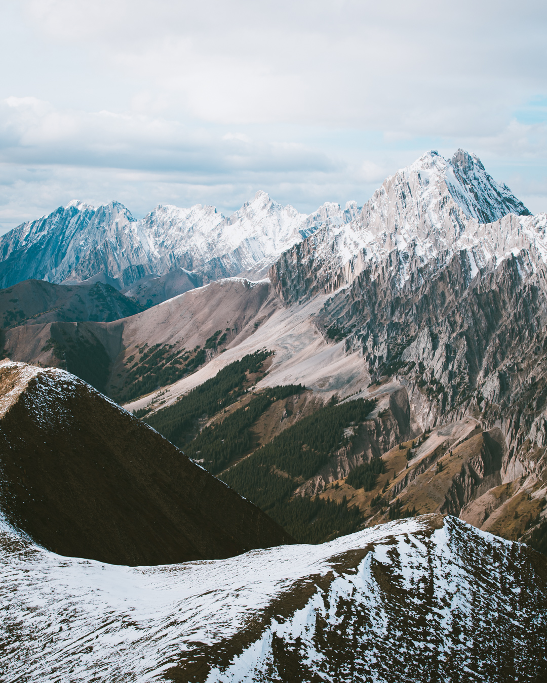 What To Do In Banff This Fall Season: A Foliage Guide - Dani The Explorer