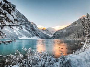 11 INCREDIBLE Things to Do In Banff In Winter