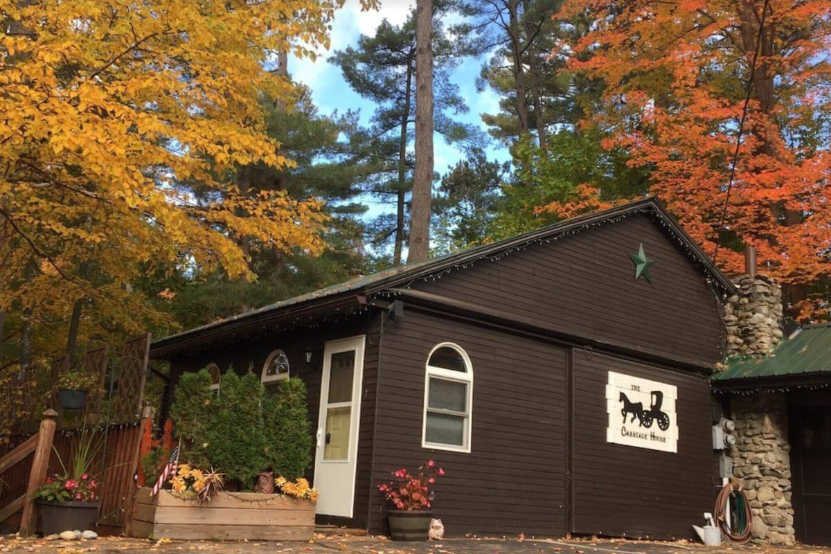 10 Amazing Kancamagus Highway Attractions to See Fall Colors