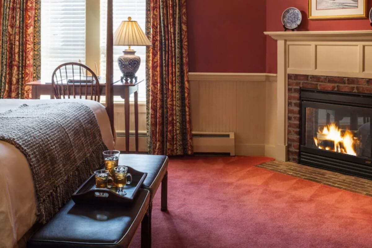 How to Have a Perfect Fall Weekend Getaway in Vermont 2024