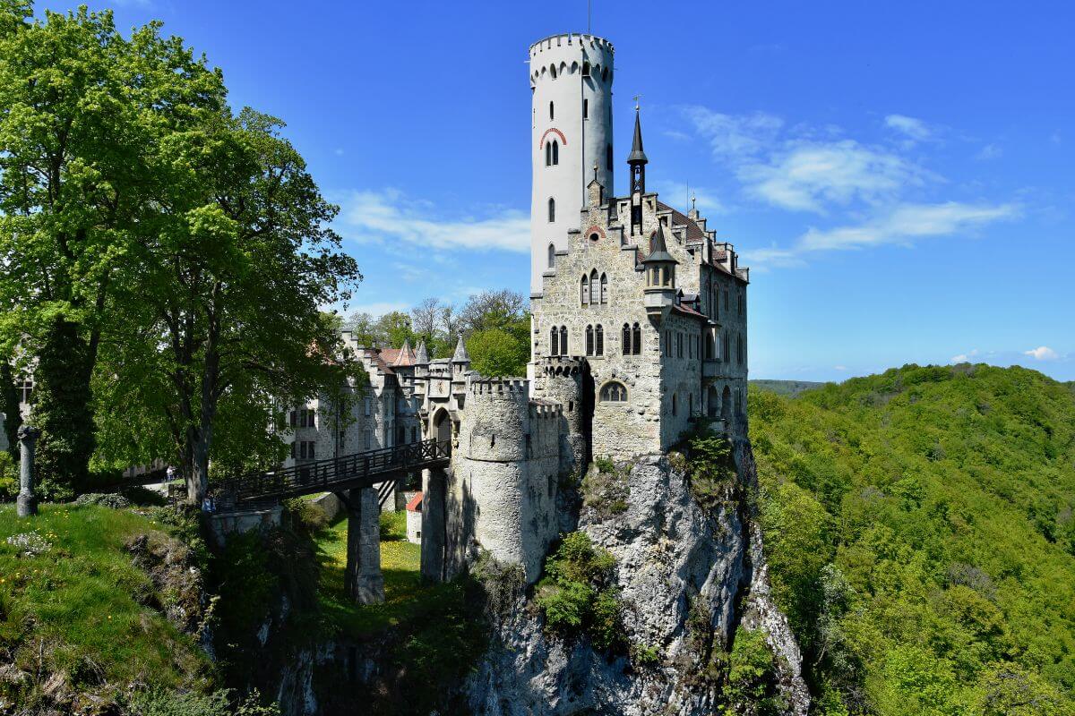 6 Most BEAUTIFUL & Instagrammable Castles in Germany