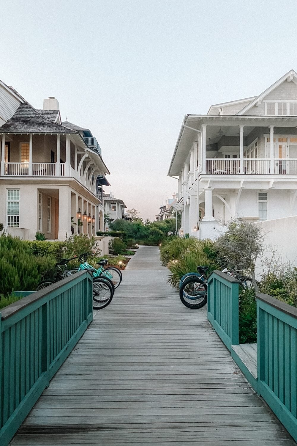 27 Most Instagrammable Places in Rosemary Beach + Map