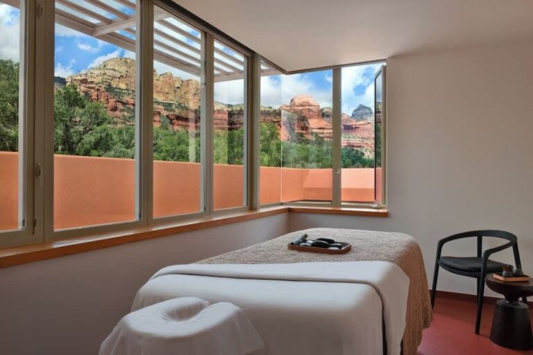 Enchantment Resort vs L’Auberge Sedona: There's a Winner (Local Review)